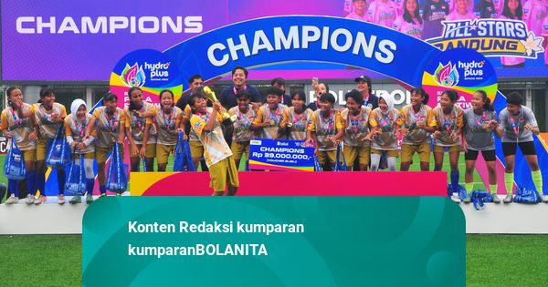 Foto: All Stars Bandung Juara HYDROPLUS Piala Pertiwi All-Stars | kumparan.com